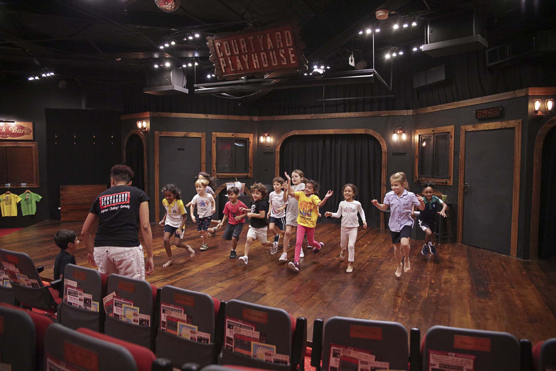 WORKSHOPS FOR KIDS & TEENS - Courtyard Playhouse